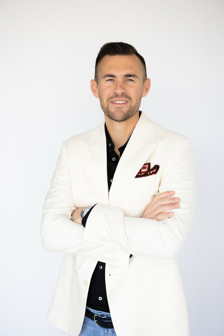 Contact Ryan Hanley – Ryan Hanley | Finding Peak Performance